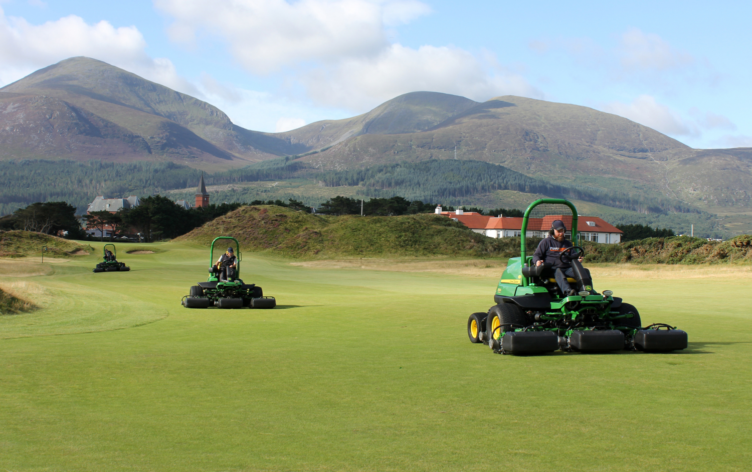 Hybrid mowers prove their worth - Turf Matters